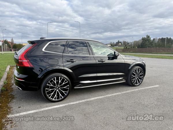 Black Volvo XC60 2021 in Tallinn, with an engine capacity of 2.00 L and mileage of 80 thousand km for 45250 €, photo 4 on AUTOMOTO.COM.LV