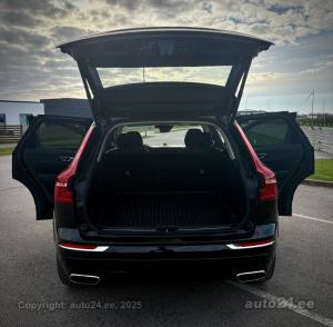 Melns Volvo XC60 2021 Tallina, ar dzinēja tilpumu 2.00 L un nobraukumu 80 tūkst. km par 45250 €, foto 7 vietnē AUTOMOTO.COM.LV