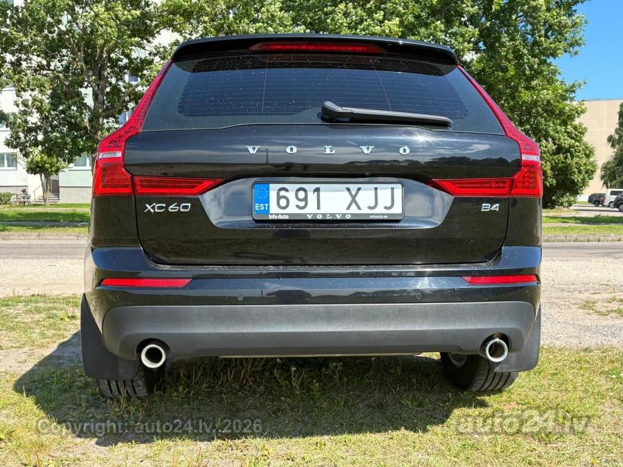 Melns Volvo XC60 2021 Pērnava, ar dzinēja tilpumu 2.00 L un nobraukumu 77 tūkst. km par 27900 €, foto 11 vietnē AUTOMOTO.COM.LV