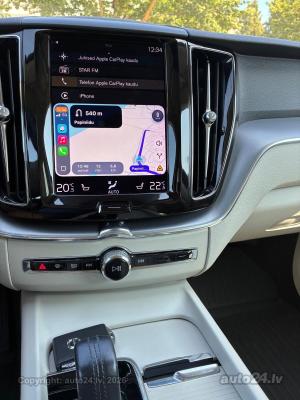 Melns Volvo XC60 2021 Pērnava, ar dzinēja tilpumu 2.00 L un nobraukumu 77 tūkst. km par 27900 €, foto 17 vietnē AUTOMOTO.COM.LV