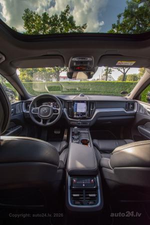 Black Volvo XC60 2021 in Tallinn, with an engine capacity of 2.00 L and mileage of 151 thousand km for 29749 €, photo 11 on AUTOMOTO.COM.LV