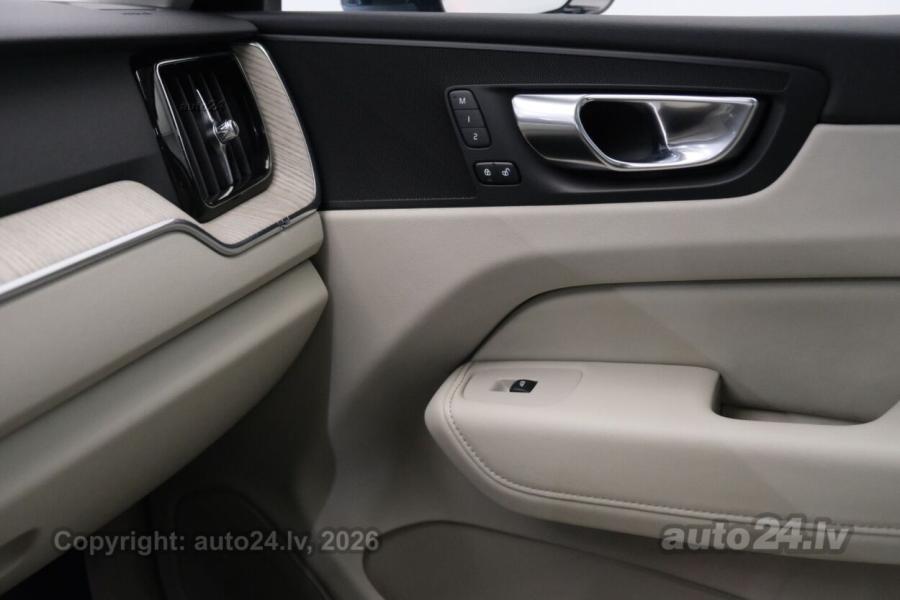 Melns Volvo XC60 2022 Tallina, ar dzinēja tilpumu 2.00 L un nobraukumu 112 tūkst. km par 33900 €, foto 16 vietnē AUTOMOTO.COM.LV