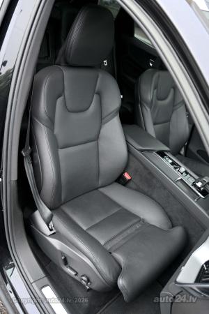 Black Volvo XC60 2022 in Tallinn, with an engine capacity of 2.00 L and mileage of 128 thousand km for 34890 €, photo 11 on AUTOMOTO.COM.LV