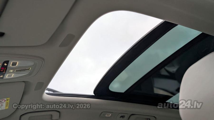 Черный Вольво ХС60 2023 в Тарту, объемом двигателя 2.00 л и пробегом 142 тыс. км за 35500 €, фото 30 на AUTOMOTO.COM.LV