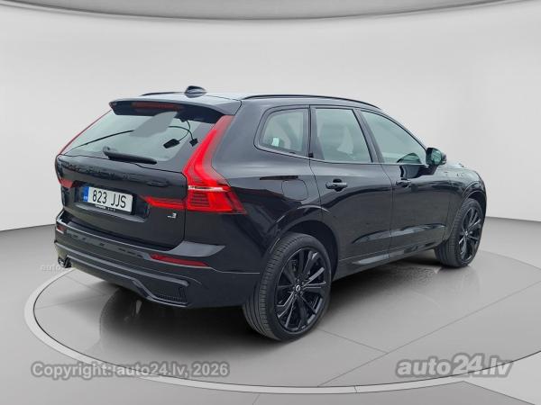 Melns Volvo XC60 2024 Tallina, ar dzinēja tilpumu 2.00 L un nobraukumu 31 tūkst. km par 57990 €, foto 3 vietnē AUTOMOTO.COM.LV