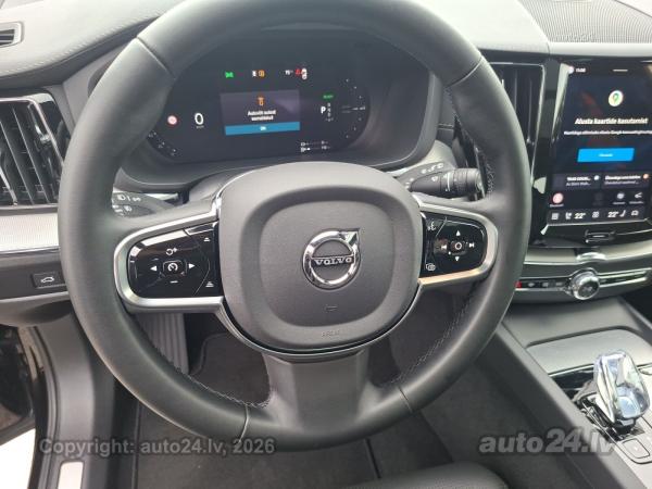 Melns Volvo XC60 2024 Tallina, ar dzinēja tilpumu 2.00 L un nobraukumu 31 tūkst. km par 57990 €, foto 10 vietnē AUTOMOTO.COM.LV