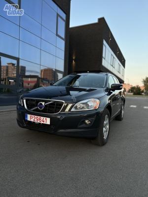 Zils Volvo XC60 2008 Kauņa, ar dzinēja tilpumu 2.40 L un nobraukumu 314 tūkst. km par 5600 €, foto  vietnē AUTOMOTO.COM.LV