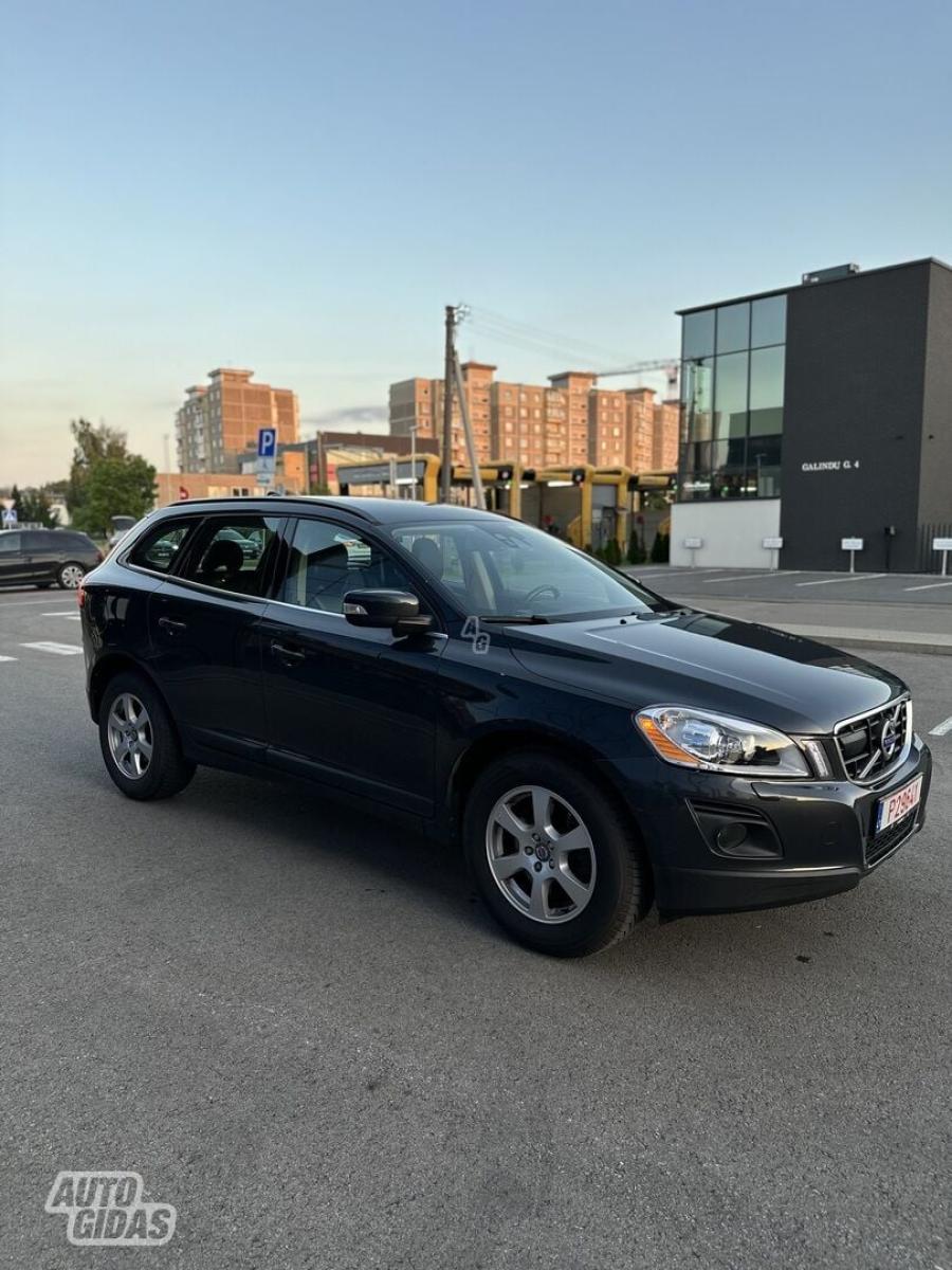 Zils Volvo XC60 2008 Kauņa, ar dzinēja tilpumu 2.40 L un nobraukumu 314 tūkst. km par 5600 €, foto 5 vietnē AUTOMOTO.COM.LV