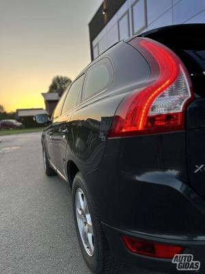 Zils Volvo XC60 2008 Kauņa, ar dzinēja tilpumu 2.40 L un nobraukumu 314 tūkst. km par 5600 €, foto 10 vietnē AUTOMOTO.COM.LV