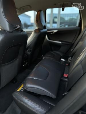 Zils Volvo XC60 2008 Kauņa, ar dzinēja tilpumu 2.40 L un nobraukumu 314 tūkst. km par 5600 €, foto 16 vietnē AUTOMOTO.COM.LV
