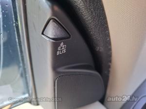 Blue Volvo XC60 2008 in Tallinn, with an engine capacity of 2.40 L and mileage of 0 thousand km for 4499 €, photo 9 on AUTOMOTO.COM.LV