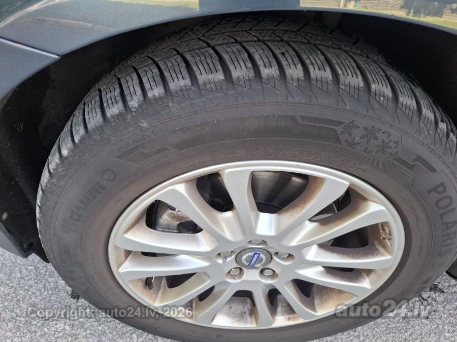 Blue Volvo XC60 2008 in Tallinn, with an engine capacity of 2.40 L and mileage of 0 thousand km for 4499 €, photo 11 on AUTOMOTO.COM.LV