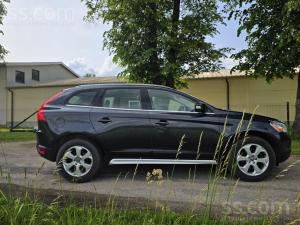 Zils Volvo XC60 2009 Rīga, ar dzinēja tilpumu 2.40 L un nobraukumu 284 tūkst. km par 10970 €, foto 4 vietnē AUTOMOTO.COM.LV
