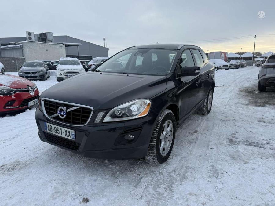 Zils Volvo XC60 2009 Tauragė, ar dzinēja tilpumu 2.40 L un nobraukumu 280 tūkst. km par 6400 €, foto 1 vietnē AUTOMOTO.COM.LV