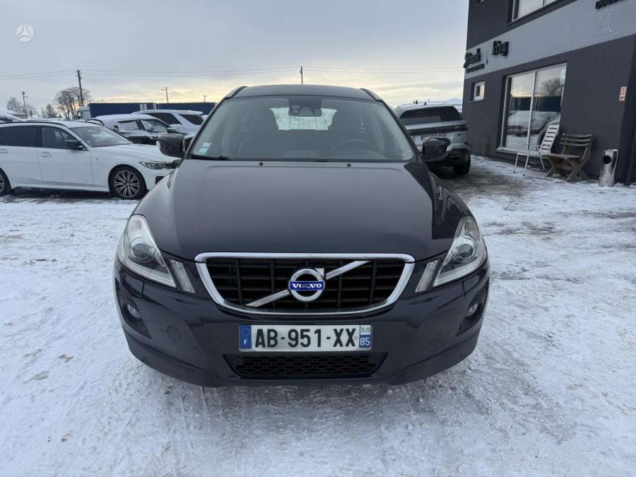 Zils Volvo XC60 2009 Tauragė, ar dzinēja tilpumu 2.40 L un nobraukumu 280 tūkst. km par 6400 €, foto 2 vietnē AUTOMOTO.COM.LV