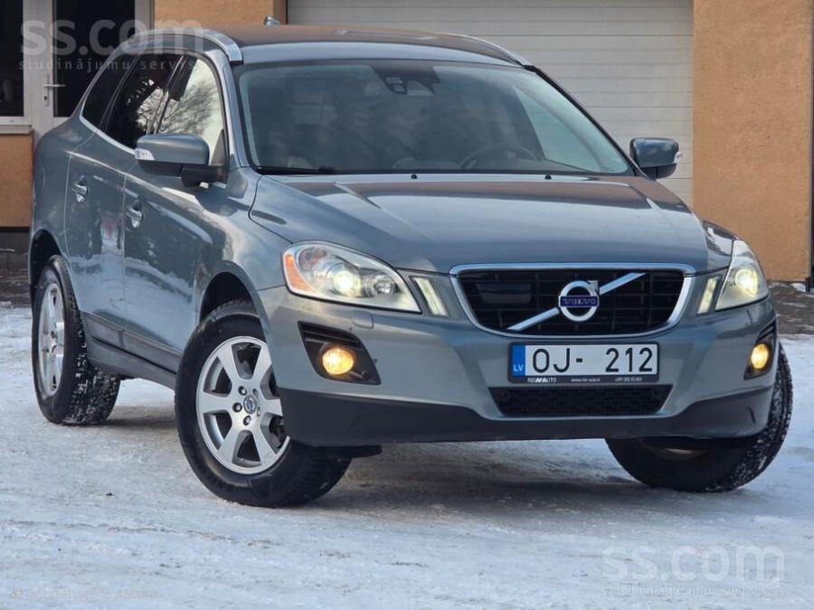 Blue Volvo XC60 2009 in Riga, with an engine capacity of 2.40 L and mileage of 0 thousand km for 8350 €, photo 7 on AUTOMOTO.COM.LV