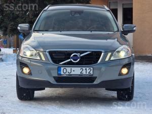 Blue Volvo XC60 2009 in Riga, with an engine capacity of 2.40 L and mileage of 0 thousand km for 8350 €, photo 8 on AUTOMOTO.COM.LV
