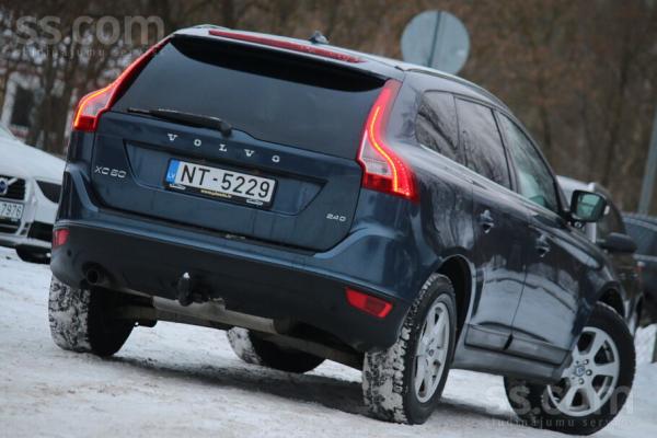 Zils Volvo XC60 2009 Rīga, ar dzinēja tilpumu 2.40 L un nobraukumu 0 tūkst. km par 7690 €, foto 2 vietnē AUTOMOTO.COM.LV