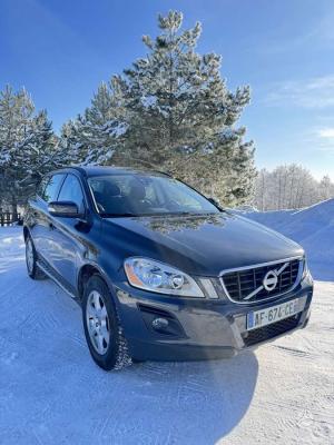 Zils Volvo XC60 2009 Viļņa, ar dzinēja tilpumu 2.40 L un nobraukumu 346 tūkst. km par 6450 €, foto  vietnē AUTOMOTO.COM.LV