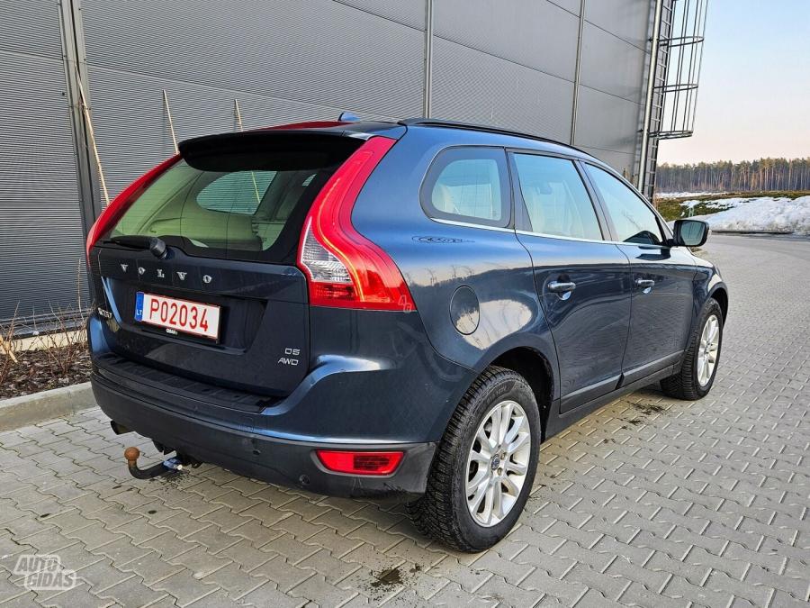 Blue Volvo XC60 2009 in Vilnius, with an engine capacity of 2.40 L and mileage of 309 thousand km for 5950 €, photo 4 on AUTOMOTO.COM.LV