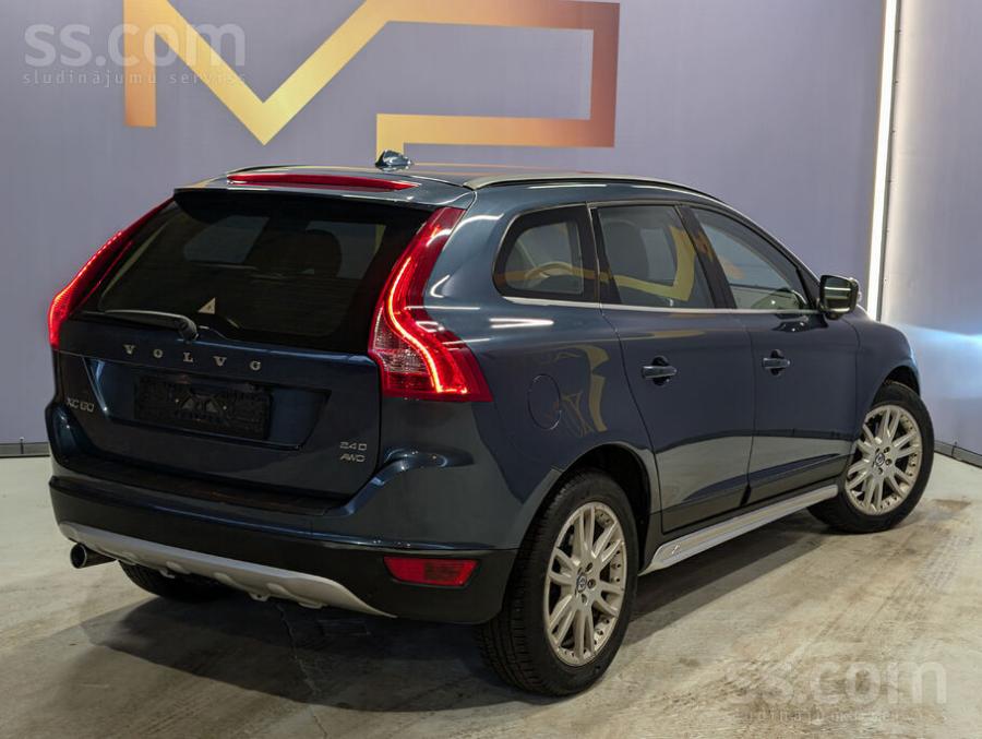 Zils Volvo XC60 2009 Jūrmala, ar dzinēja tilpumu 2.40 L un nobraukumu 270 tūkst. km par 9450 €, foto 4 vietnē AUTOMOTO.COM.LV
