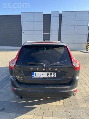 Zils Volvo XC60 2009 Rīga, ar dzinēja tilpumu 2.40 L un nobraukumu 416 tūkst. km par 4990 €, foto 6 vietnē AUTOMOTO.COM.LV