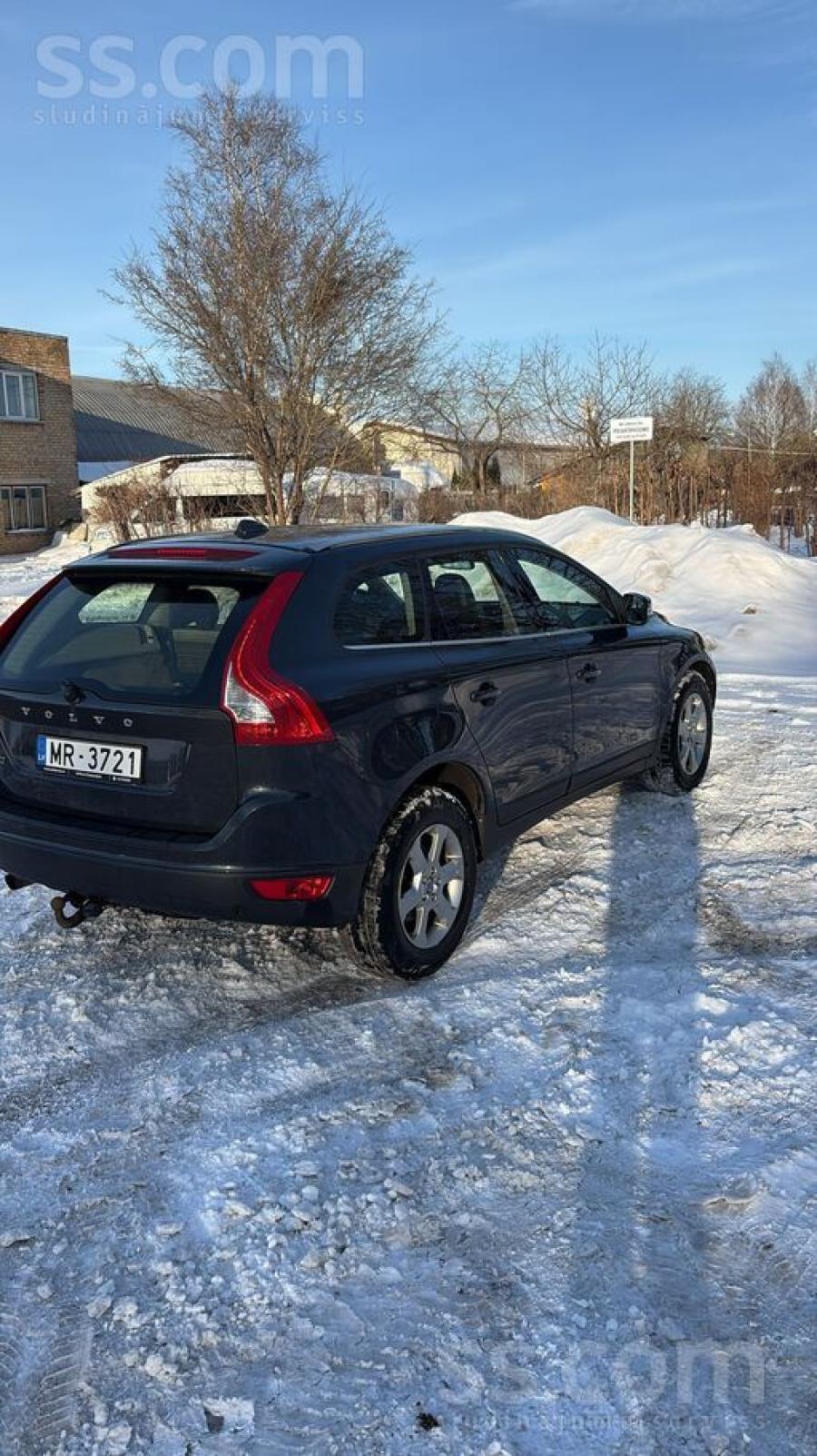 Синий Вольво ХС60 2009 в Салдус, объемом двигателя 2.40 л и пробегом 322 тыс. км за 6890 €, фото 5 на AUTOMOTO.COM.LV