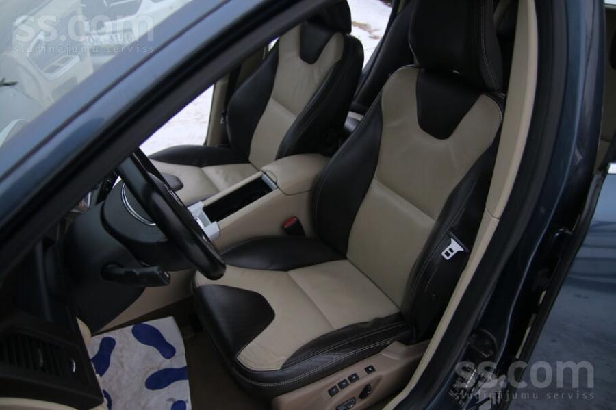 Zils Volvo XC60 2009 Rīga, ar dzinēja tilpumu 2.40 L un nobraukumu 0 tūkst. km par 6990 €, foto 11 vietnē AUTOMOTO.COM.LV