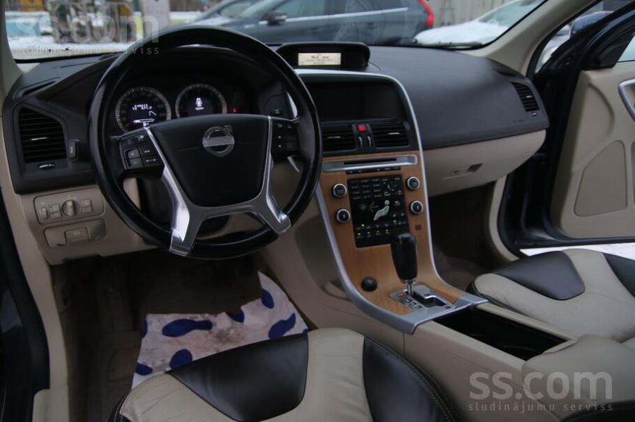 Zils Volvo XC60 2009 Rīga, ar dzinēja tilpumu 2.40 L un nobraukumu 0 tūkst. km par 6990 €, foto 12 vietnē AUTOMOTO.COM.LV