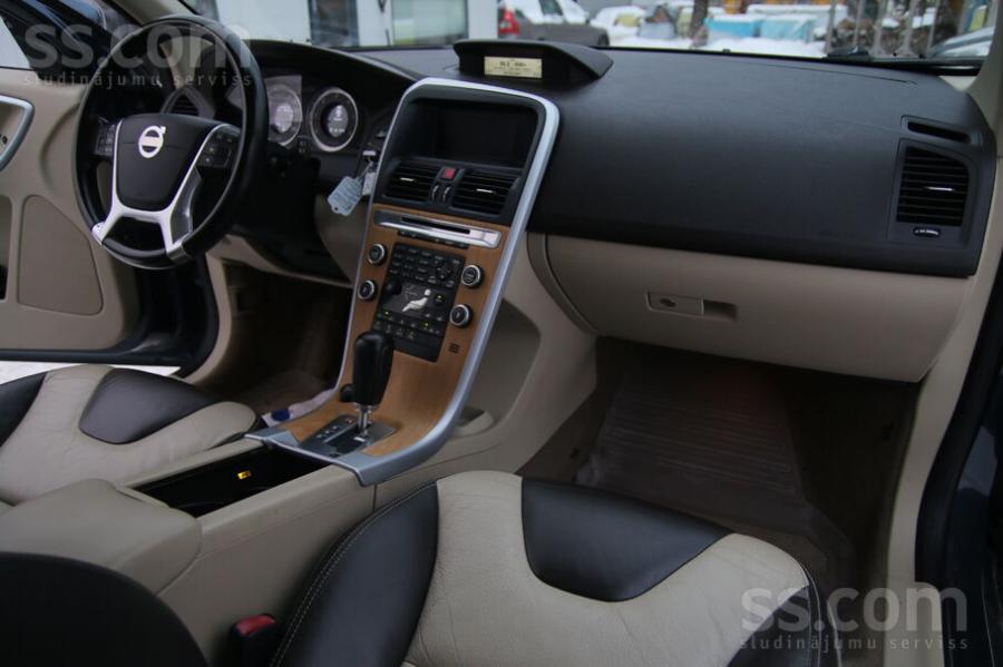 Zils Volvo XC60 2009 Rīga, ar dzinēja tilpumu 2.40 L un nobraukumu 0 tūkst. km par 6990 €, foto 15 vietnē AUTOMOTO.COM.LV