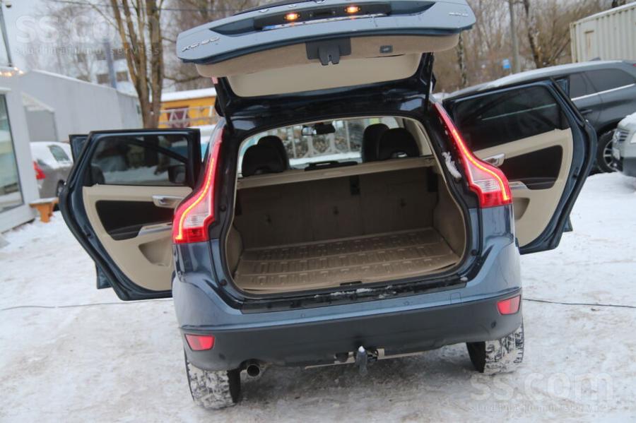 Zils Volvo XC60 2009 Rīga, ar dzinēja tilpumu 2.40 L un nobraukumu 0 tūkst. km par 6990 €, foto 21 vietnē AUTOMOTO.COM.LV