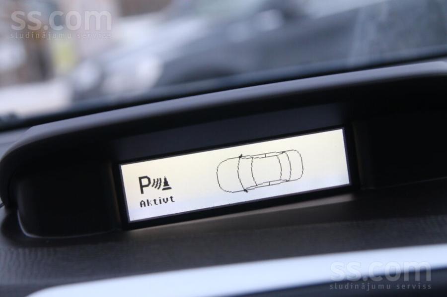 Zils Volvo XC60 2009 Rīga, ar dzinēja tilpumu 2.40 L un nobraukumu 0 tūkst. km par 6990 €, foto 29 vietnē AUTOMOTO.COM.LV