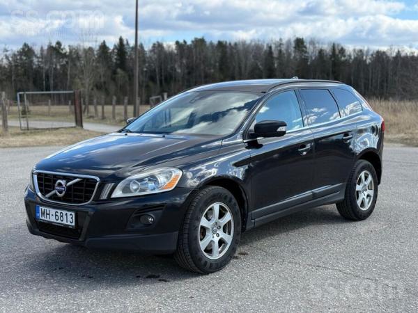 Blue Volvo XC60 2009 in Cesis, with an engine capacity of 2.40 L and mileage of 406 thousand km for 6290 €, photo 1 on AUTOMOTO.COM.LV