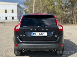 Blue Volvo XC60 2009 in Cesis, with an engine capacity of 2.40 L and mileage of 406 thousand km for 6290 €, photo 3 on AUTOMOTO.COM.LV