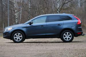 Blue Volvo XC60 2009 in Riga, with an engine capacity of 2.40 L and mileage of 247 thousand km for 8690 €, photo 10 on AUTOMOTO.COM.LV
