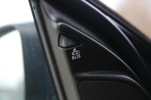 Blue Volvo XC60 2009 in Riga, with an engine capacity of 2.40 L and mileage of 247 thousand km for 8690 €, photo 11 on AUTOMOTO.COM.LV