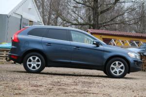 Blue Volvo XC60 2009 in Riga, with an engine capacity of 2.40 L and mileage of 247 thousand km for 8690 €, photo 12 on AUTOMOTO.COM.LV