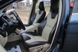 Blue Volvo XC60 2009 in Riga, with an engine capacity of 2.40 L and mileage of 247 thousand km for 8690 €, photo 16 on AUTOMOTO.COM.LV