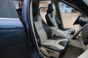 Blue Volvo XC60 2009 in Riga, with an engine capacity of 2.40 L and mileage of 247 thousand km for 8690 €, photo 26 on AUTOMOTO.COM.LV
