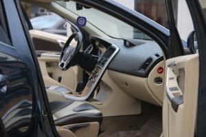 Blue Volvo XC60 2009 in Riga, with an engine capacity of 2.40 L and mileage of 247 thousand km for 8690 €, photo 28 on AUTOMOTO.COM.LV