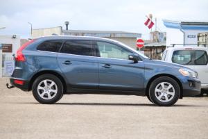Blue Volvo XC60 2009 in Riga, with an engine capacity of 2.40 L and mileage of 247 thousand km for 8690 €, photo 37 on AUTOMOTO.COM.LV