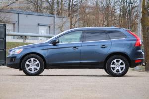 Blue Volvo XC60 2009 in Riga, with an engine capacity of 2.40 L and mileage of 247 thousand km for 8690 €, photo 39 on AUTOMOTO.COM.LV