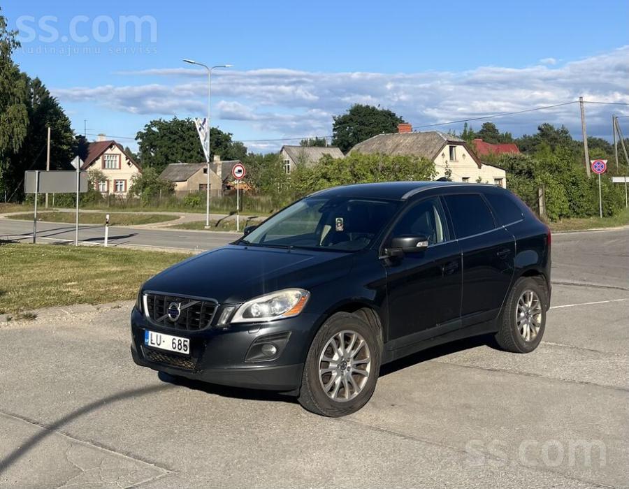 Blue Volvo XC60 2009 in Riga, with an engine capacity of 2.40 L and mileage of 416 thousand km for 4900 €, photo 6 on AUTOMOTO.COM.LV