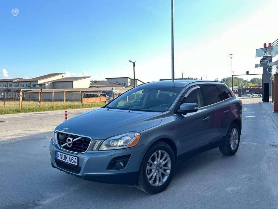 Zils Volvo XC60 2009 Šalčininkai, ar dzinēja tilpumu 2.40 L un nobraukumu 280 tūkst. km par 5800 €, foto 4 vietnē AUTOMOTO.COM.LV