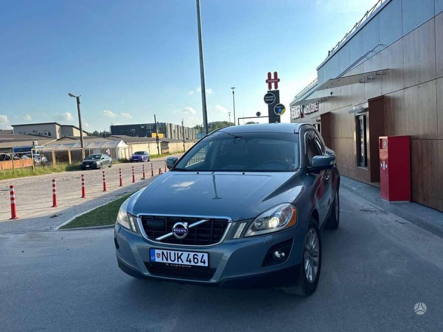 Zils Volvo XC60 2009 Šalčininkai, ar dzinēja tilpumu 2.40 L un nobraukumu 280 tūkst. km par 5800 €, foto 10 vietnē AUTOMOTO.COM.LV