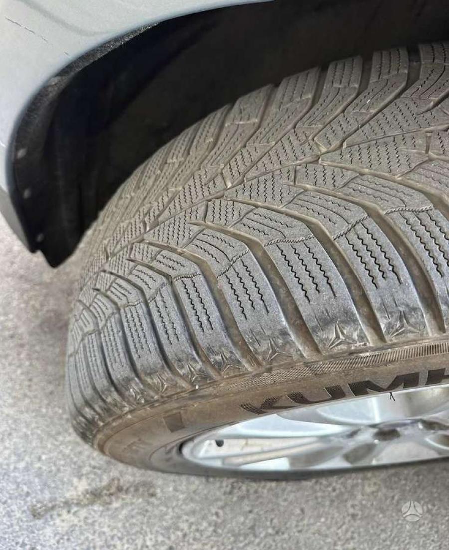 Zils Volvo XC60 2009 Šalčininkai, ar dzinēja tilpumu 2.40 L un nobraukumu 280 tūkst. km par 5800 €, foto 11 vietnē AUTOMOTO.COM.LV
