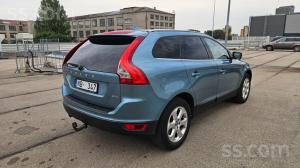 Zils Volvo XC60 2009 Rīga, ar dzinēja tilpumu 2.40 L un nobraukumu 297 tūkst. km par 7350 €, foto 6 vietnē AUTOMOTO.COM.LV