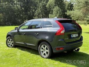 Zils Volvo XC60 2009 Valmiera, ar dzinēja tilpumu 2.40 L un nobraukumu 336 tūkst. km par 6100 €, foto 5 vietnē AUTOMOTO.COM.LV