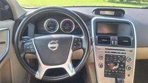 Blue Volvo XC60 2009 in Vilnius, with an engine capacity of 2.40 L and mileage of 397 thousand km for 8200 €, photo 10 on AUTOMOTO.COM.LV