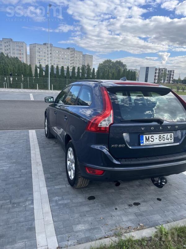 Вольво ХС60 2009 в Бауска на AUTOMOTO.COM.LV Синий Вольво ХС60 2009 в Бауска, объемом двигателя 2.40 л и пробегом 0 тыс. км за 7100 €, фото 7 на AUTOMOTO.COM.LV